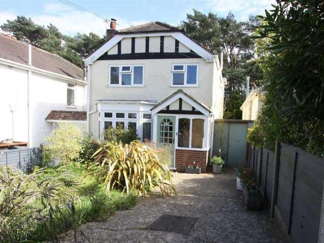 3 Bedroom Detached House