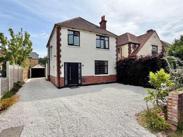 3 Bedroom Detached House