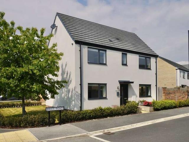 3 Bedroom Detached House