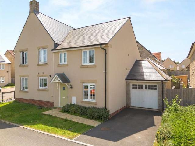 3 Bedroom Detached House
