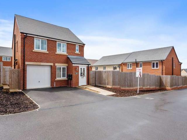 3 Bedroom Detached House