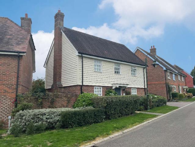 3 Bedroom Detached House