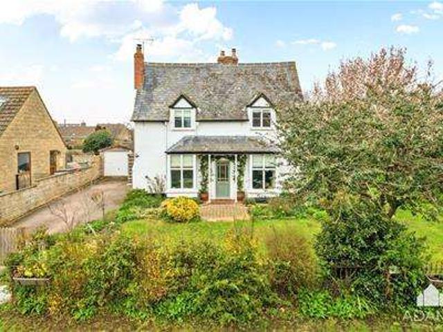 3 Bedroom Detached House