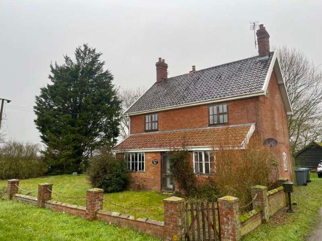 3 Bedroom Detached House
