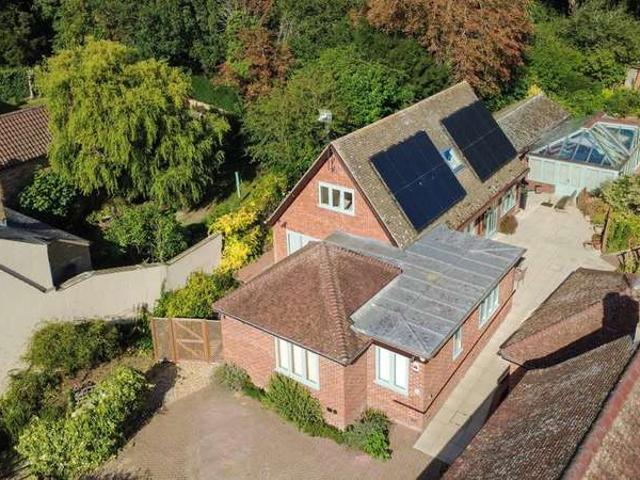 3 Bedroom Detached House