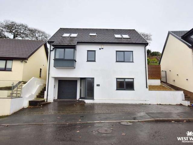 3 Bedroom Detached House