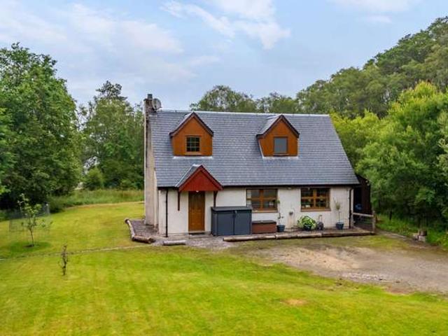 3 Bedroom Detached House