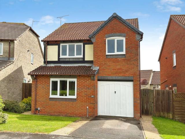 3 Bedroom Detached House