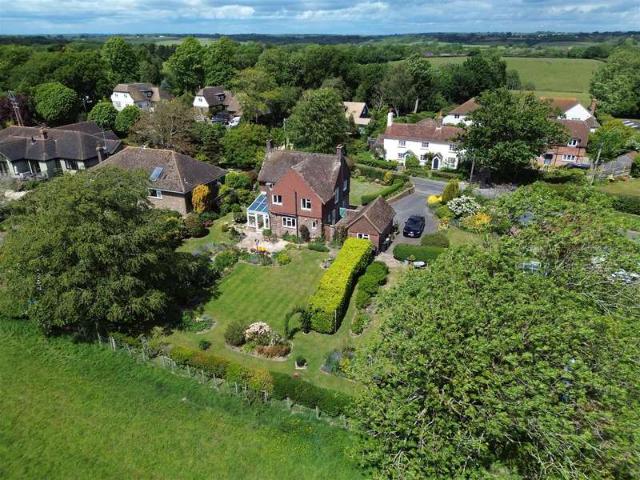 3 Bedroom Detached House