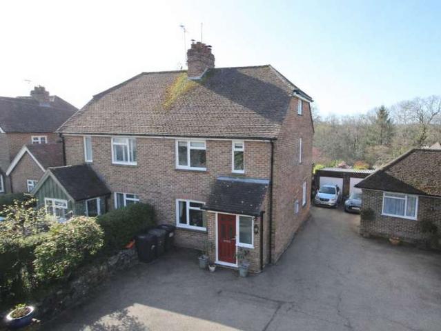 3 Bedroom Detached House