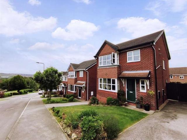 3 Bedroom Detached House