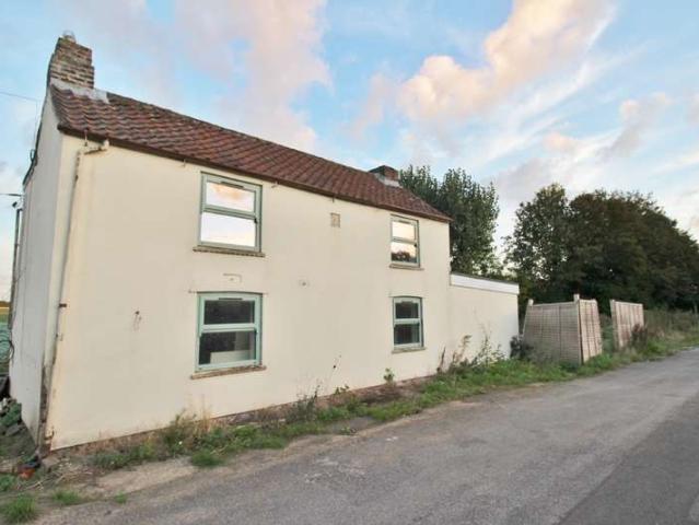 3 Bedroom Detached House