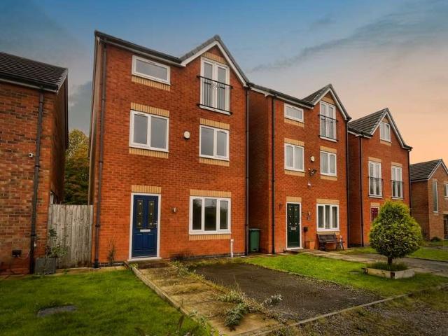 3 Bedroom Detached House