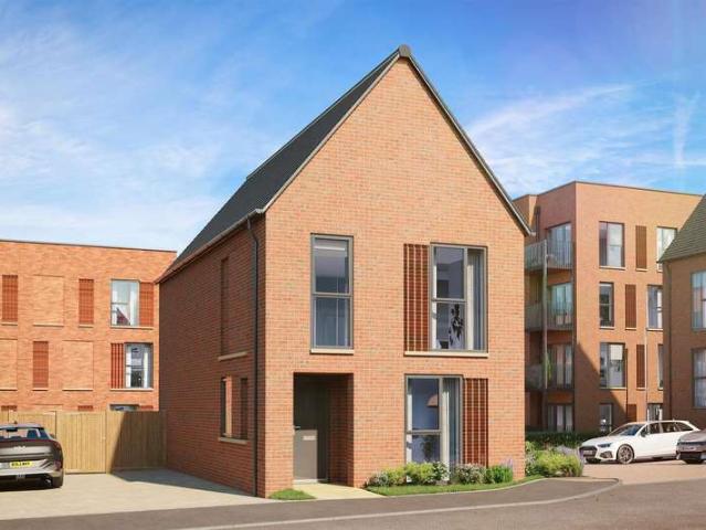 3 Bedroom Detached House