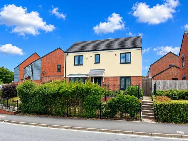 3 Bedroom Detached House