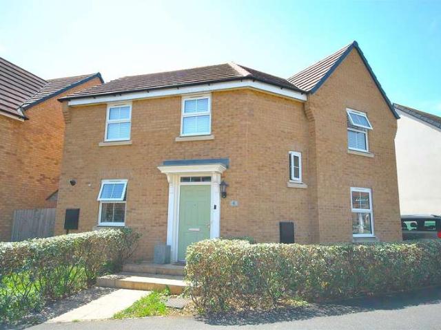 3 Bedroom Detached House