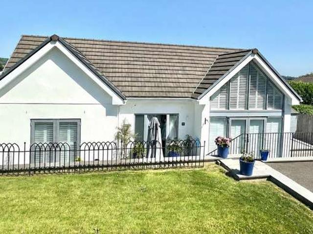 3 Bedroom Detached House