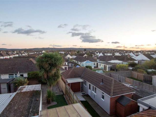 3 Bedroom Detached House