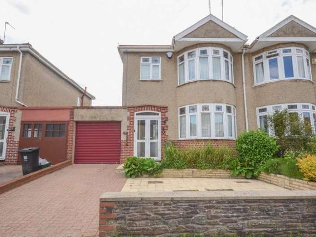 3 Bedroom Detached House