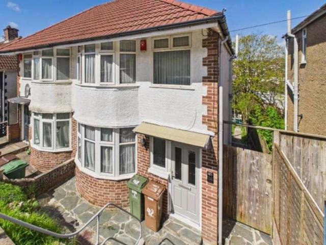 3 Bedroom Detached House