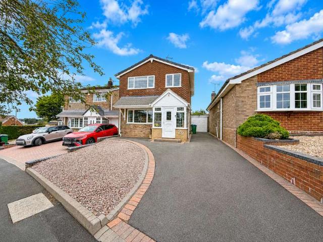 3 Bedroom Detached House