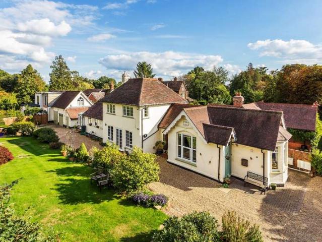 3 Bedroom Detached House