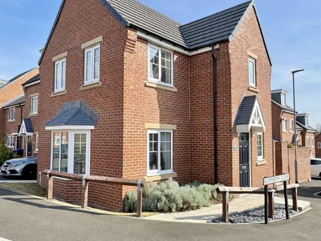 3 Bedroom Detached House