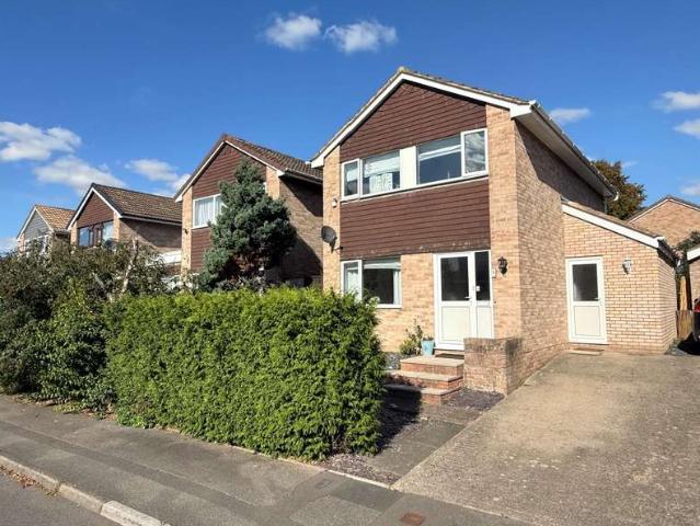 3 Bedroom Detached House