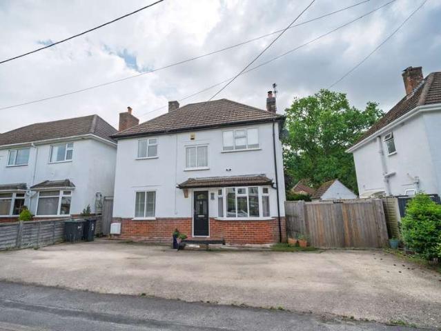 3 Bedroom Detached House