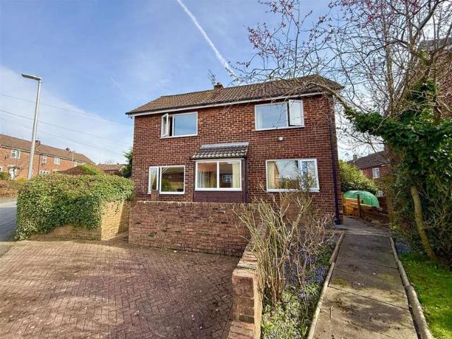 3 Bedroom Detached House