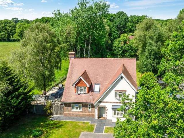 3 Bedroom Detached House