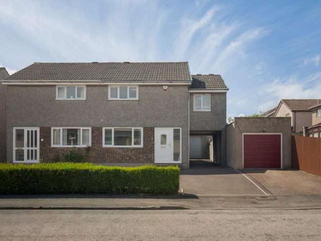 3 Bedroom Detached House
