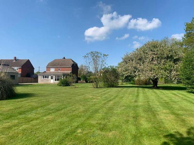 3 Bedroom Detached House