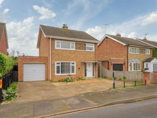 3 Bedroom Detached House