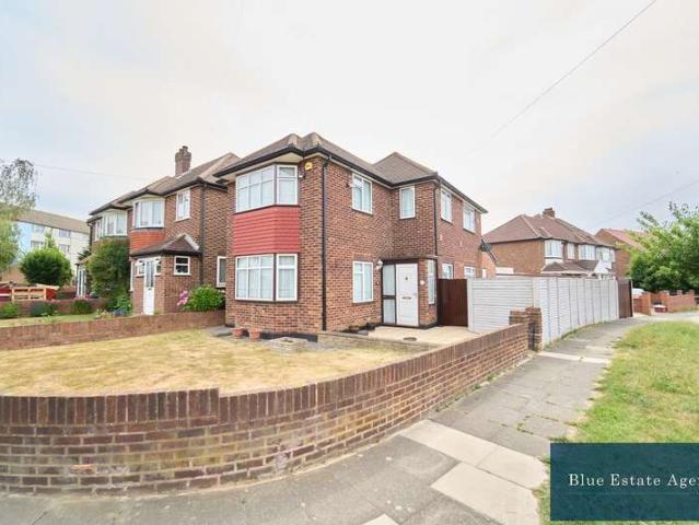 3 Bedroom Detached House
