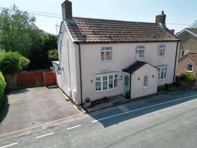 3 Bedroom Detached House