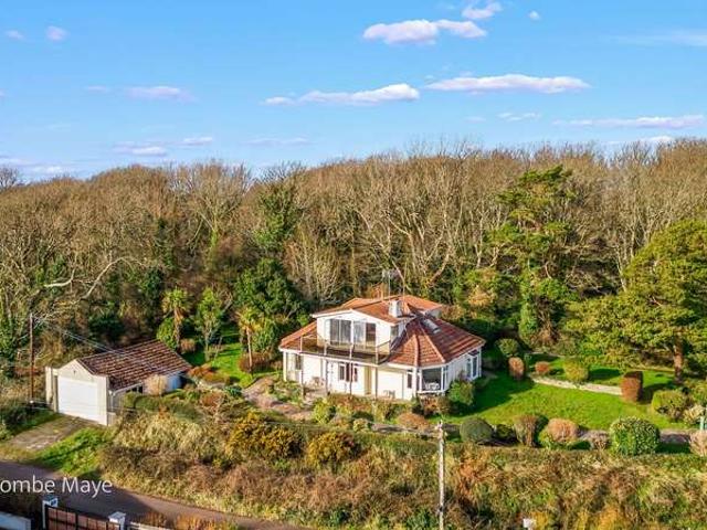 3 Bedroom Detached House