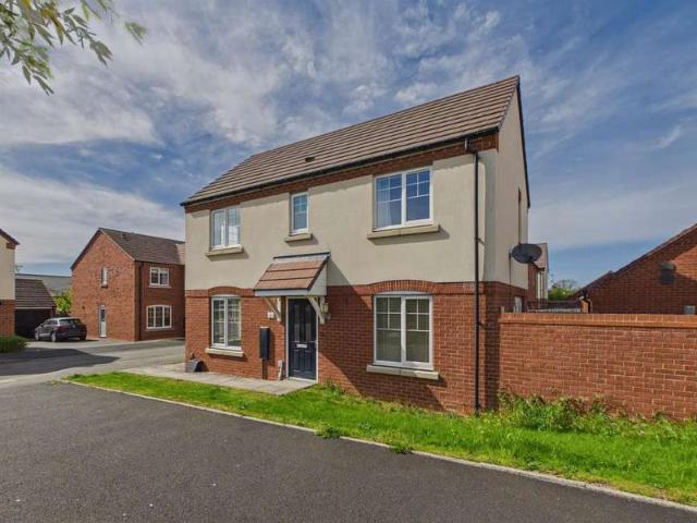 3 Bedroom Detached House