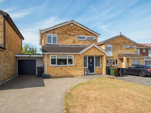 3 Bedroom Detached House