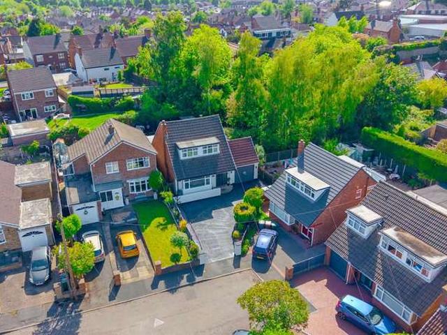 3 Bedroom Detached House