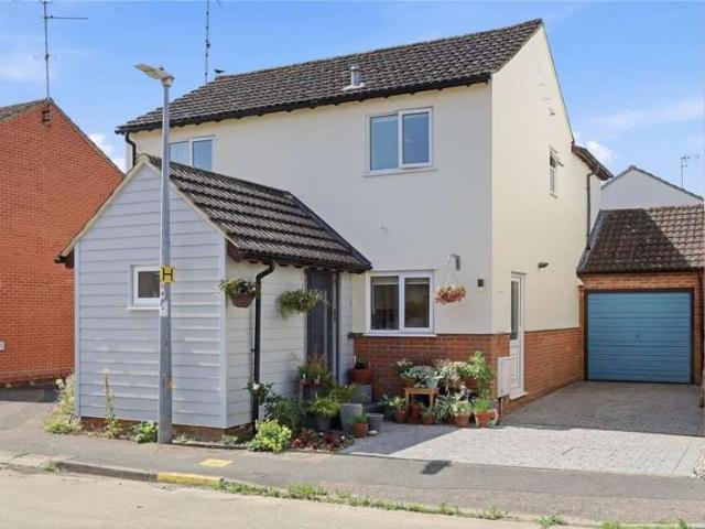 3 Bedroom Detached House