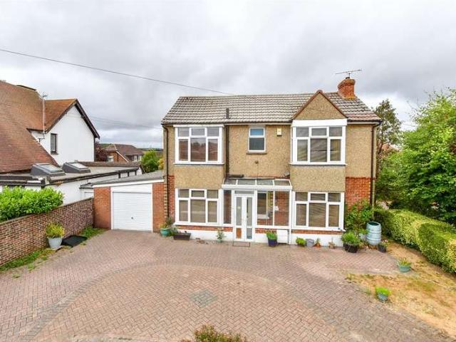 3 Bedroom Detached House