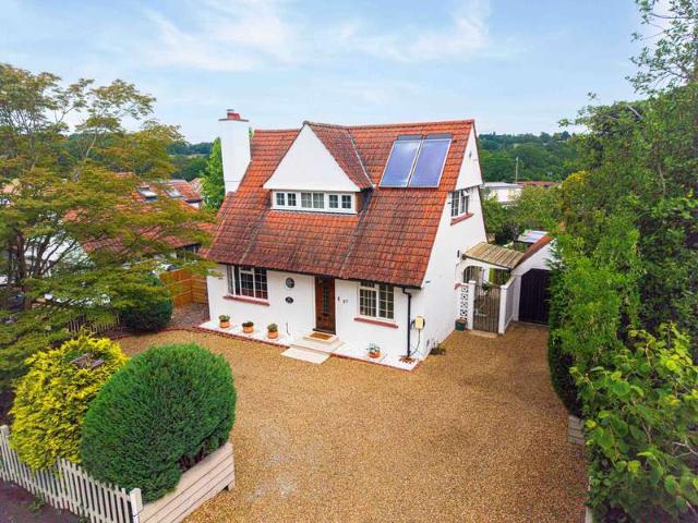 3 Bedroom Detached House