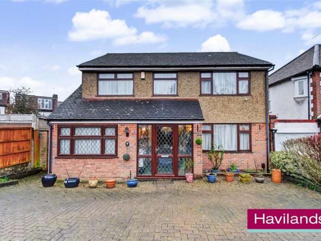 3 Bedroom Detached House