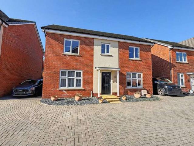 3 Bedroom Detached House