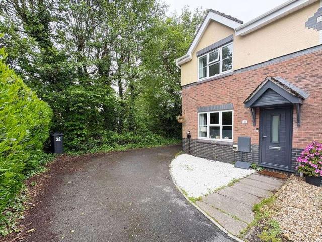 3 Bedroom Detached House