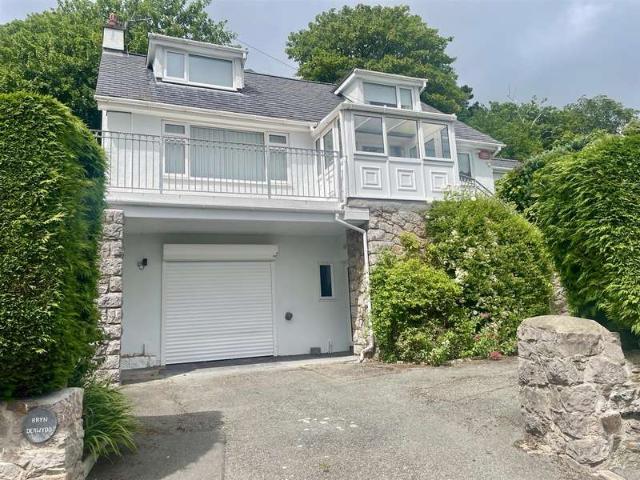 3 Bedroom Detached House