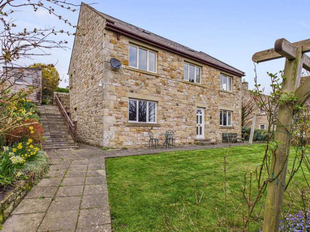 3 Bedroom Detached House