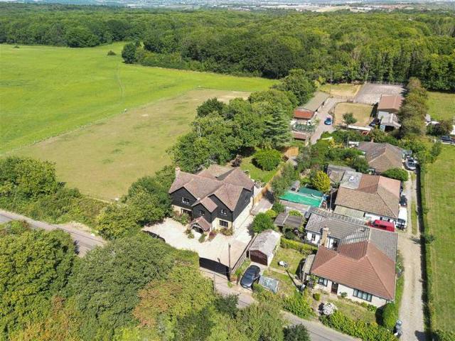 3 Bedroom Detached House