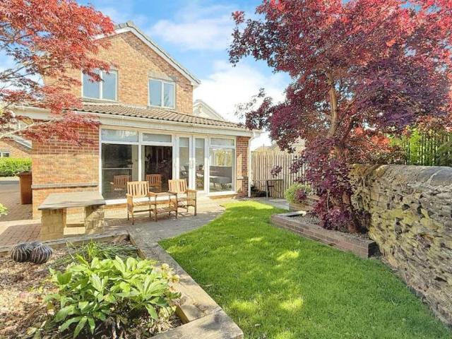 3 Bedroom Detached House